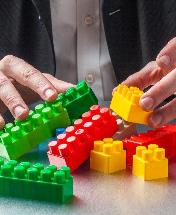 Team Building LEGO Activity | Teamraderie